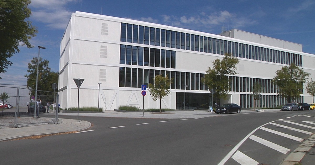 TU-Chemnitz eröffnet einzigartiges Forschungszentrum | SACHSEN FERNSEHEN