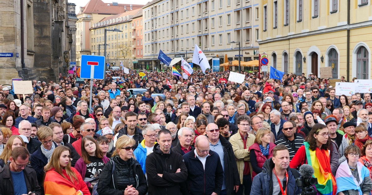 Tausende bei Demos in Dresden – Polizei zieht Bilanz | Sachsen Fernsehen