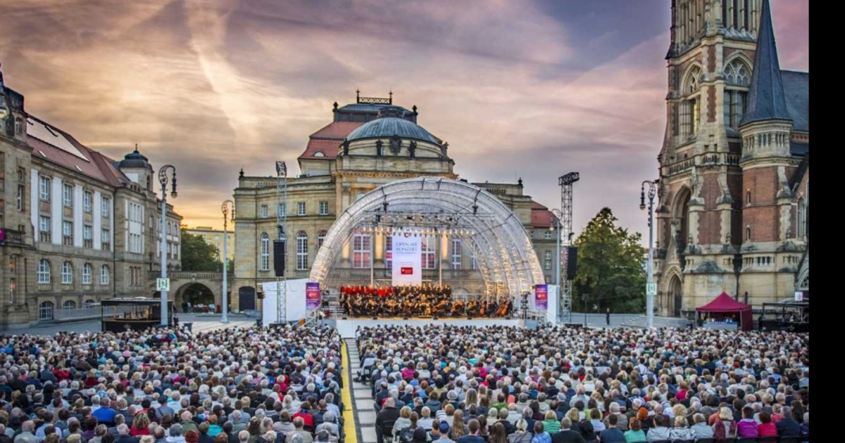 Open-Air zum Start in die Konzertsaison | Sachsen Fernsehen