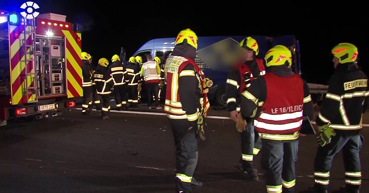 Horror-Crash auf der A72: Auffahrunfall löst fatale Kettenreaktion aus