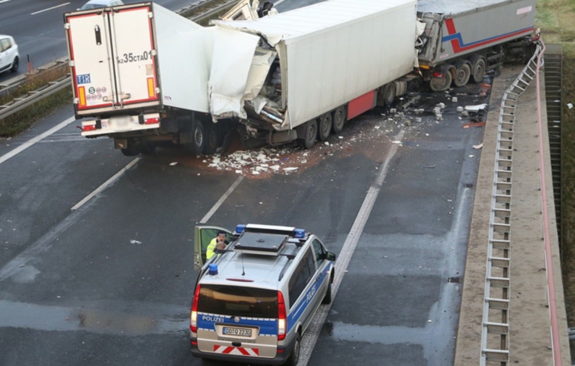 3 Schwerverletzte bei LKW-Crash auf der A4 | SACHSEN FERNSEHEN
