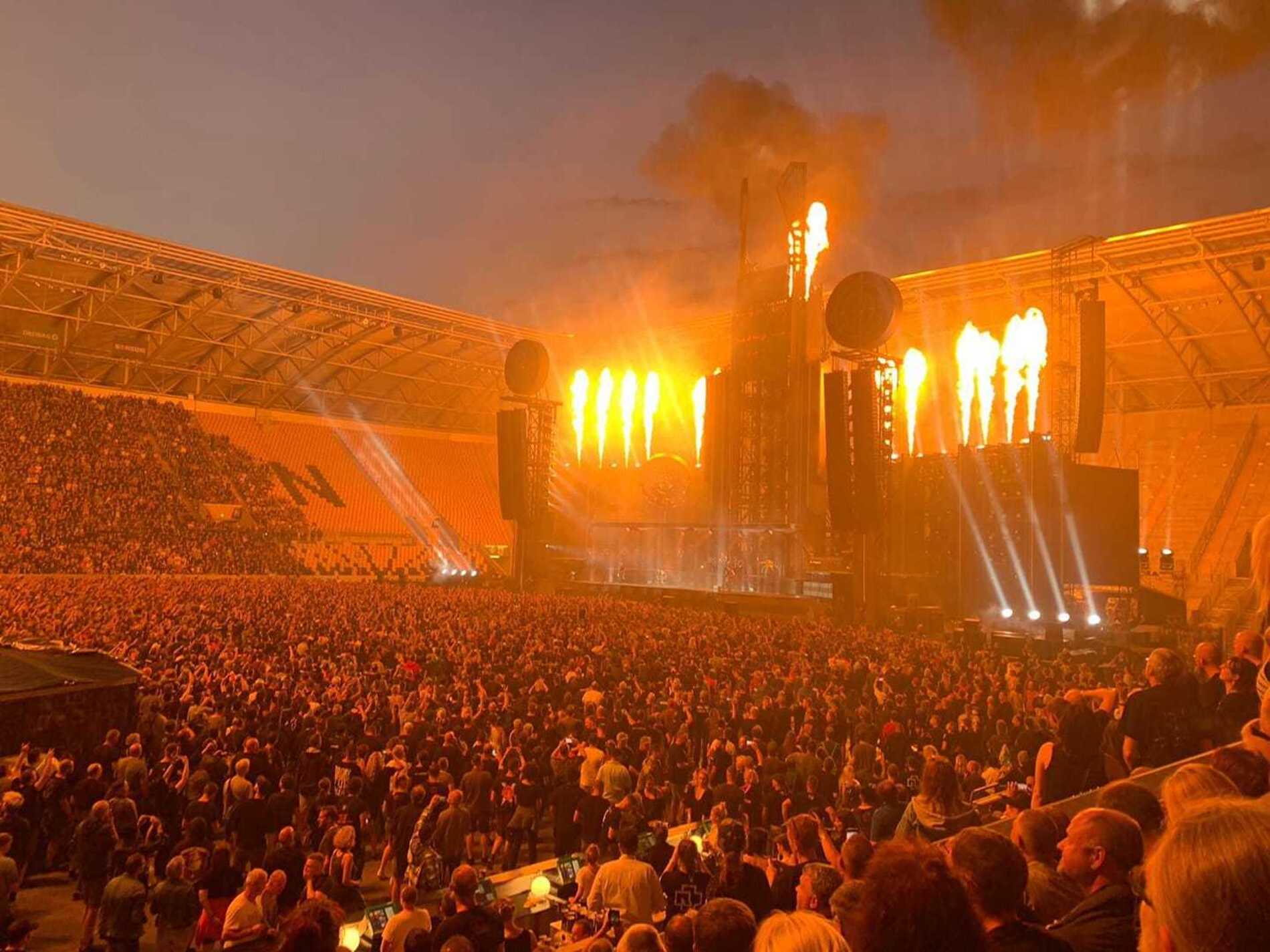 Bombastische Rammstein-Show im Stadion | SACHSEN FERNSEHEN