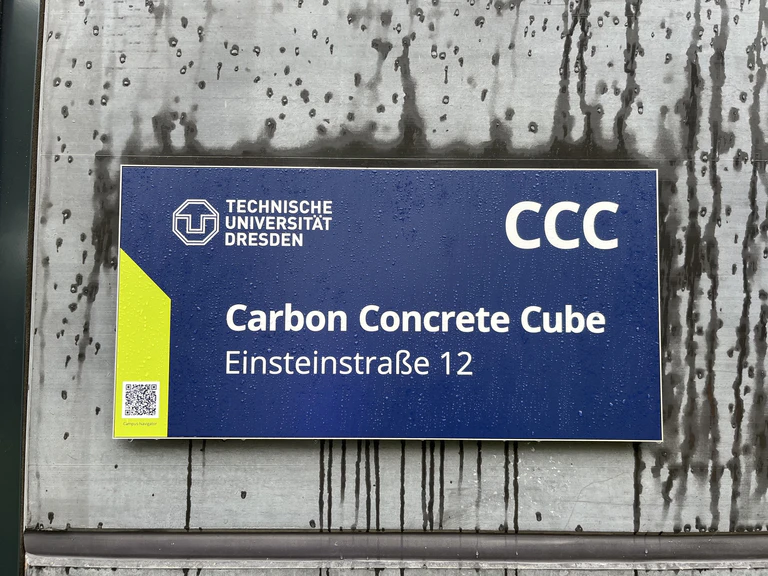 Weltweit erstes Carbonbetonhaus CUBE in Dresden eingeweiht | Sachsen ...